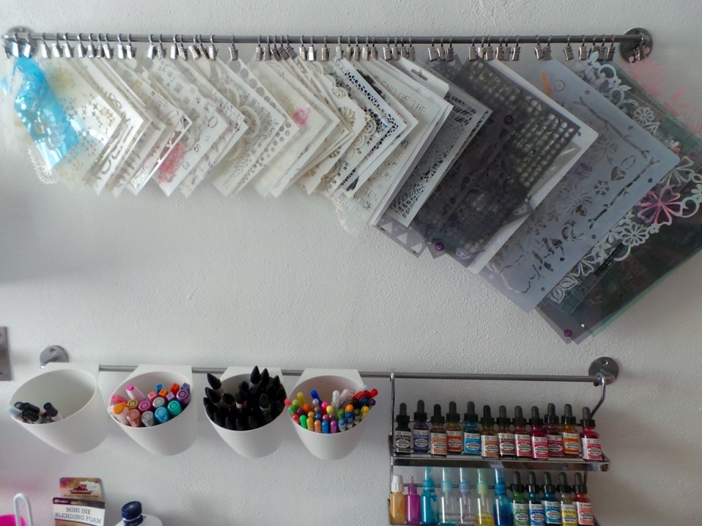 Artists Acrylic paint storage idea